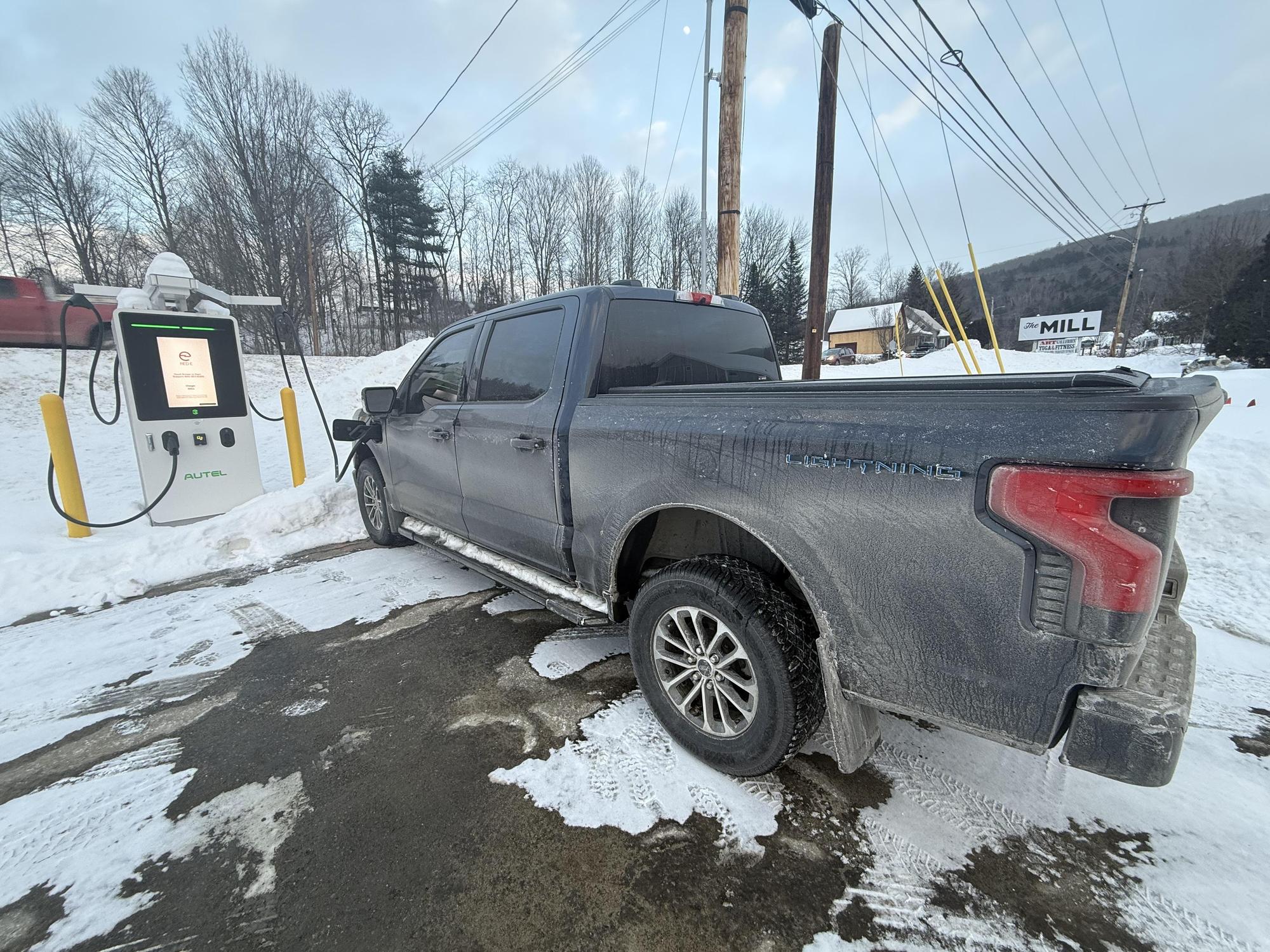 The Mill (Bridgewater Woolen Mill) | Woodstock, VT | EV Station
