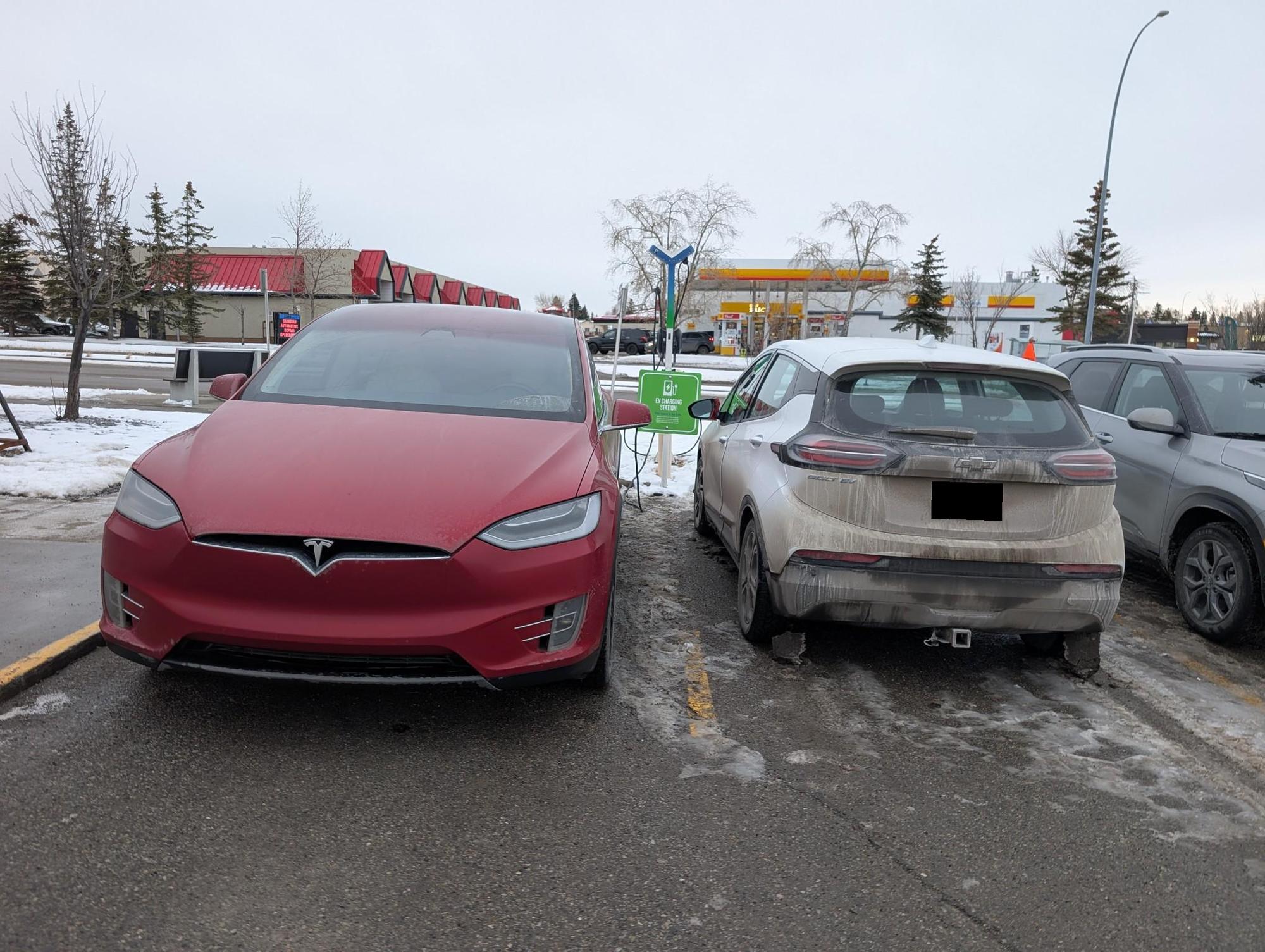 Crowfoot AMA | Calgary, AB | EV Station