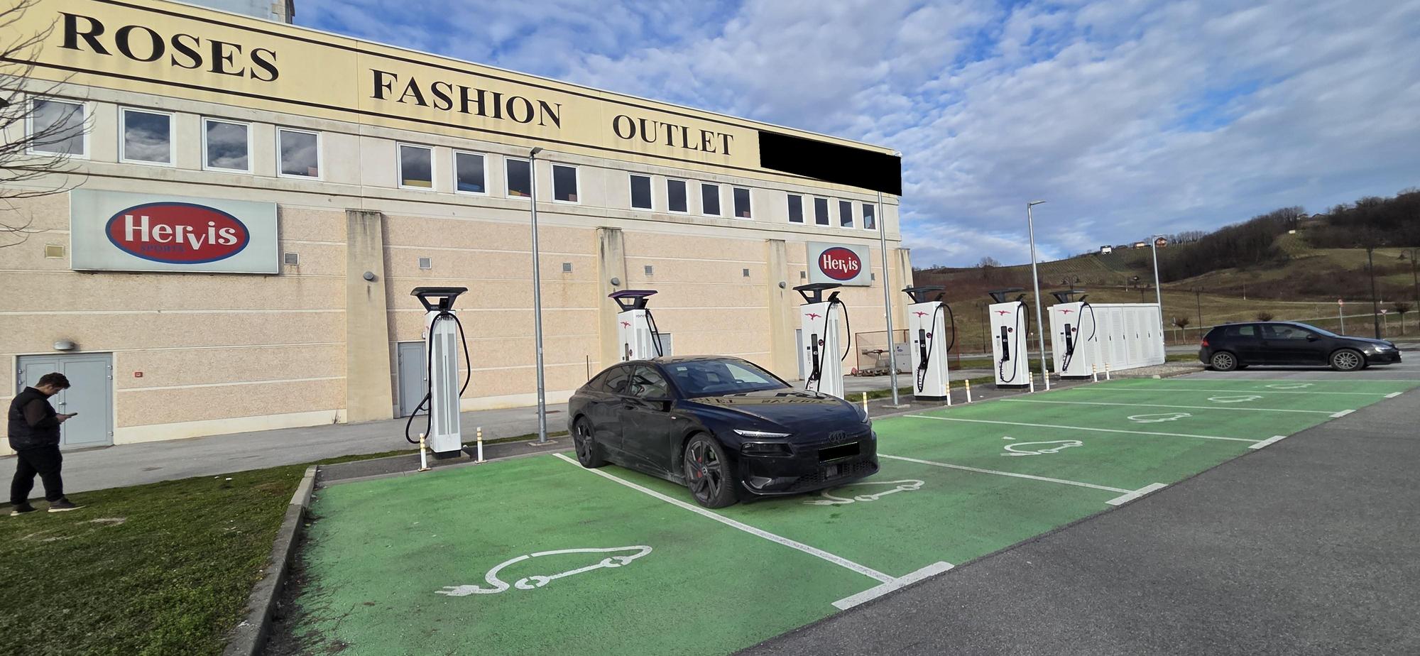 IONITY Roses Designer Outlet | Vrankovec, Krapinsko-zagorska županija ...