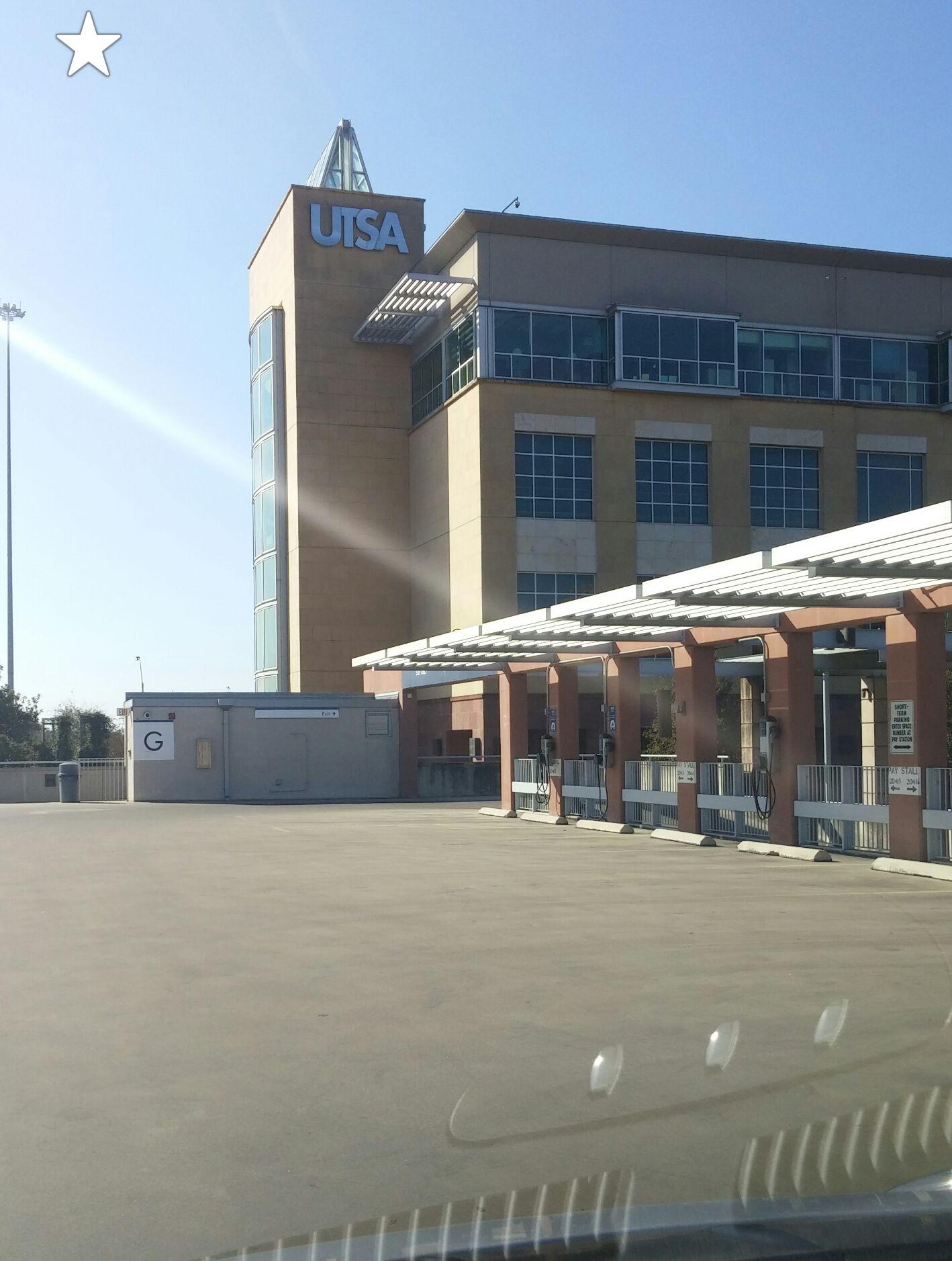 UTSA - Downtown Campus Garage | San Antonio, TX | EV Station