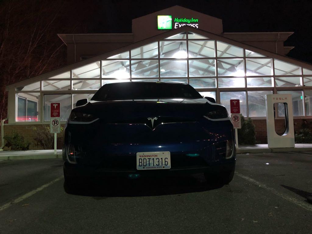 Holiday Inn Express Ellensburg (2) | Ellensburg, WA | EV Station