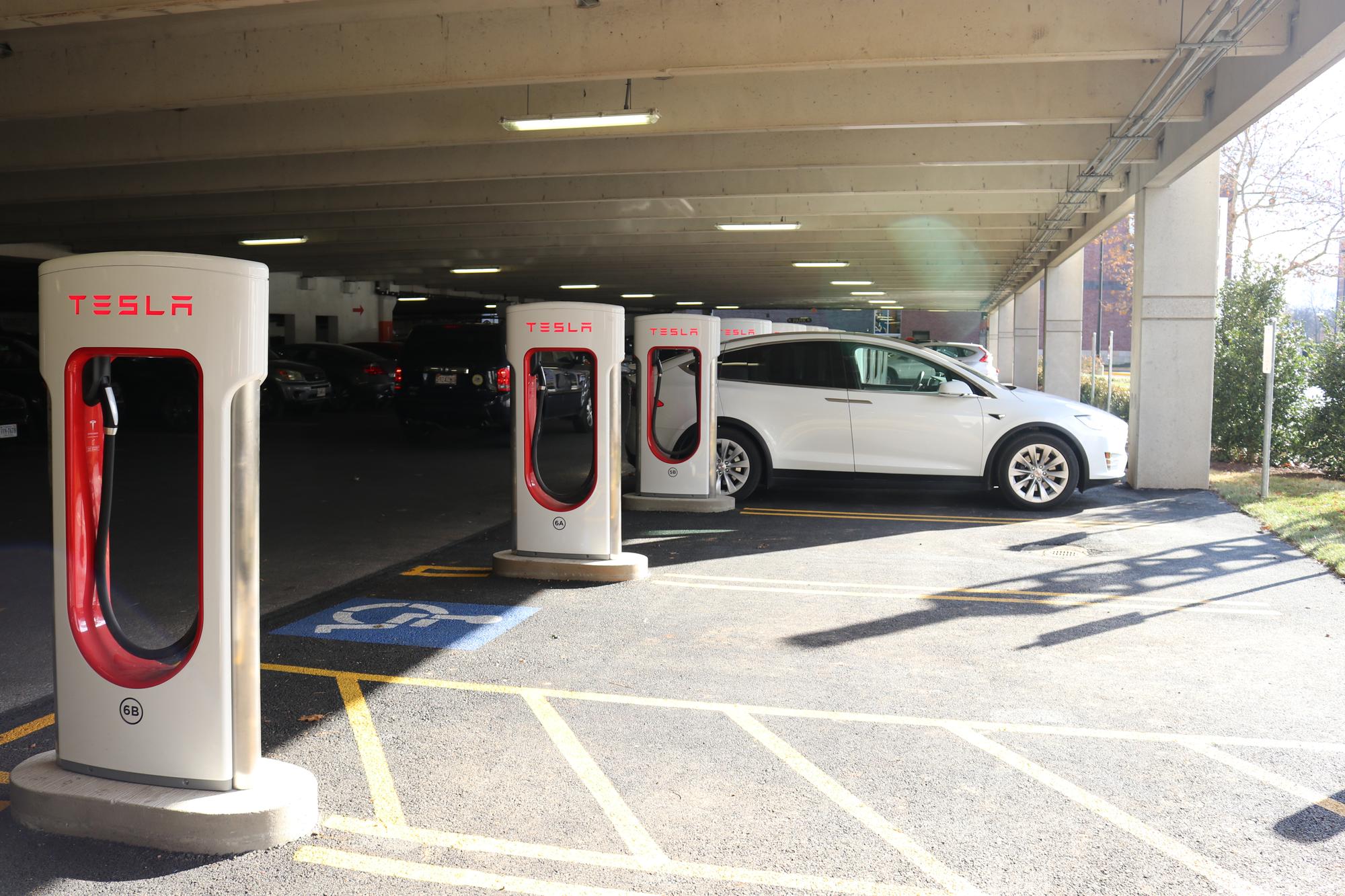 RIO Lakefront - Target Parking | Gaithersburg, MD | EV Station