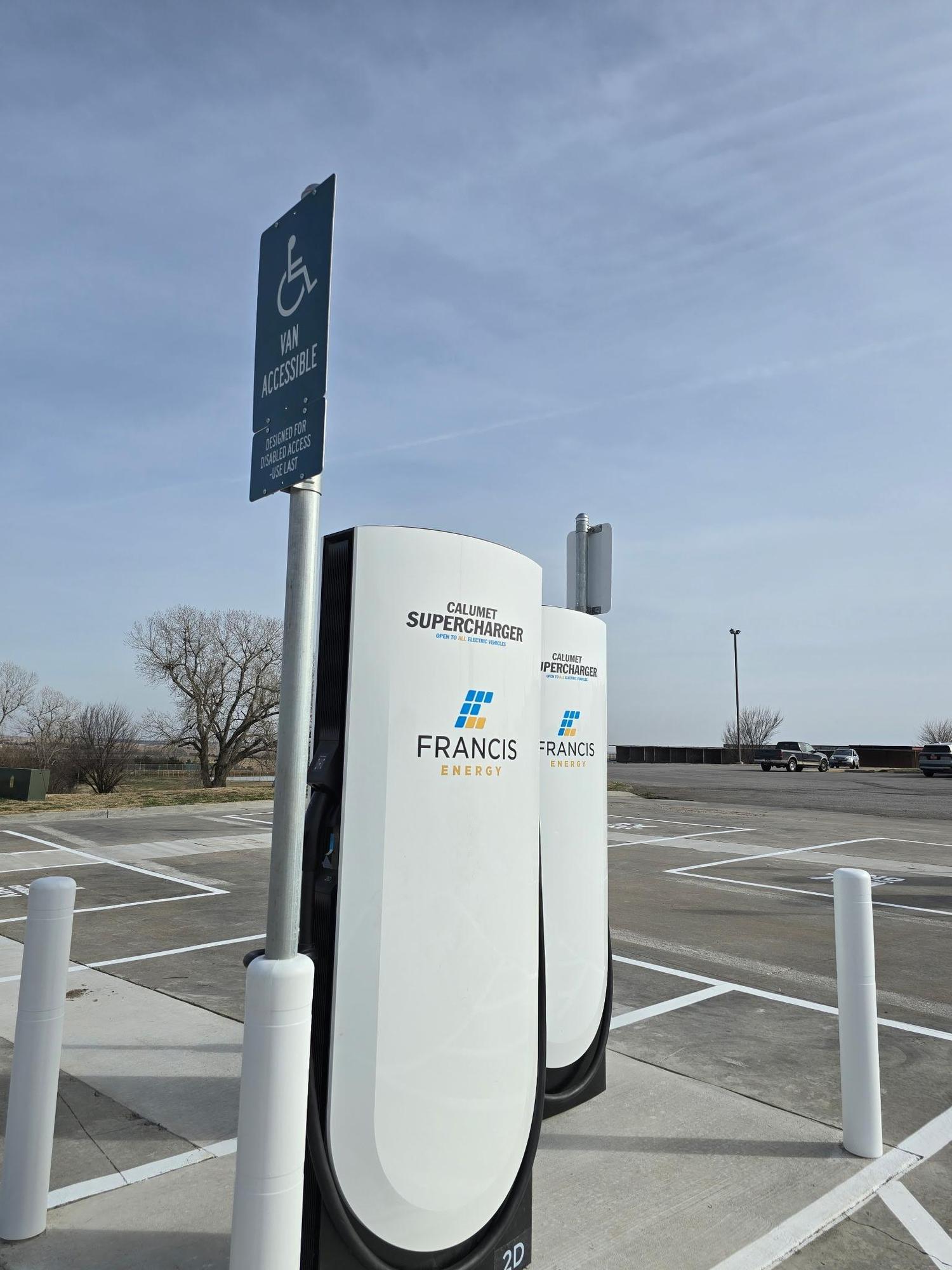 Cherokee Travel Mart | Calumet, OK | EV Station
