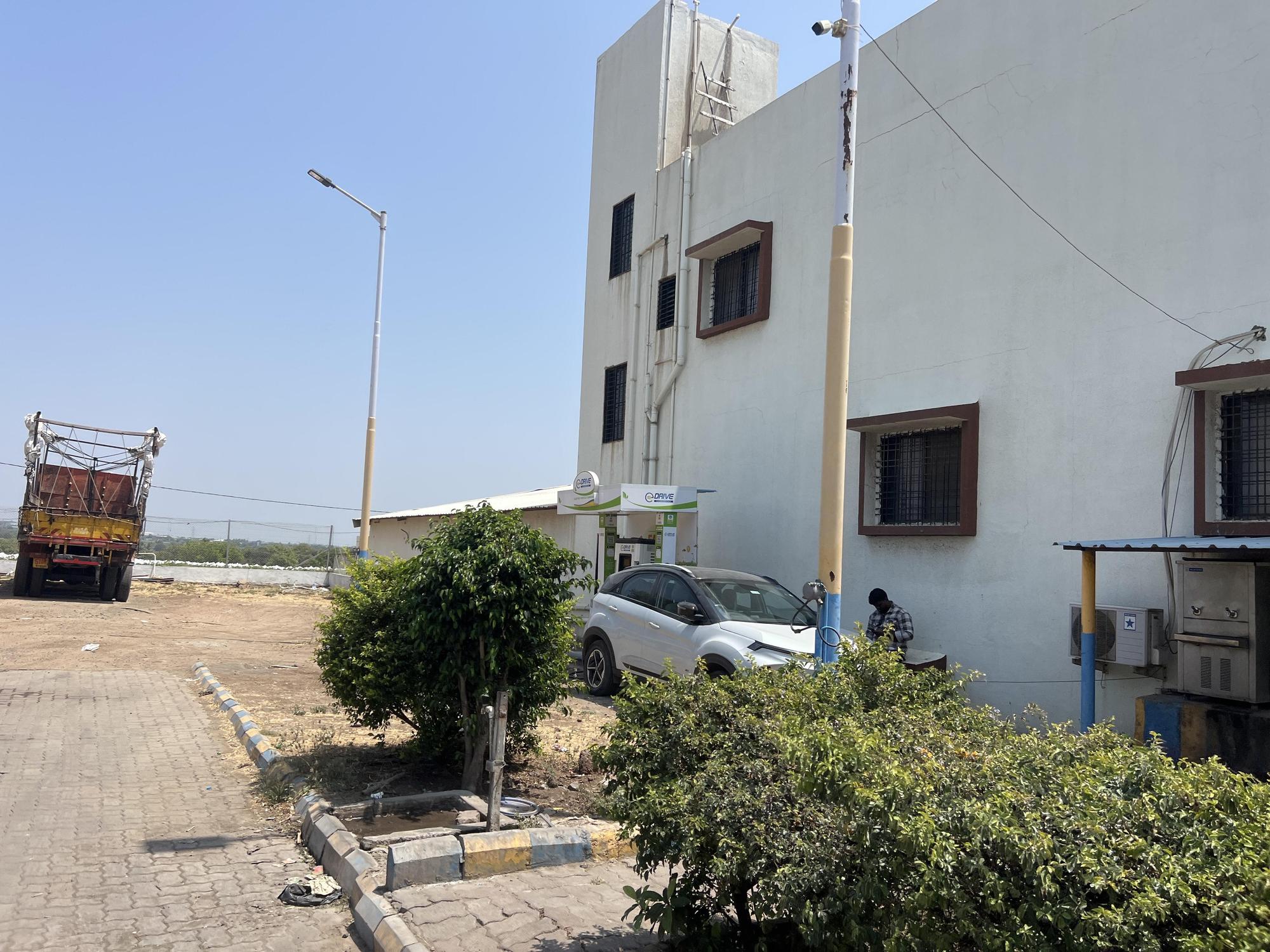 BPCL Petrol Pump | Tembhurni, MH | EV Station