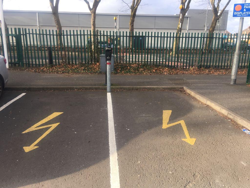 Botwell Green Sports & Leisure Complex | Hayes, England | EV Station