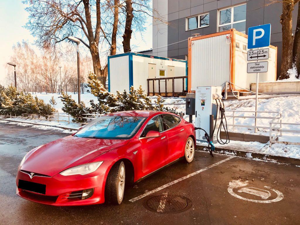 Rīga (CSDD) | e-mobi | Rīga, Riga | EV Station