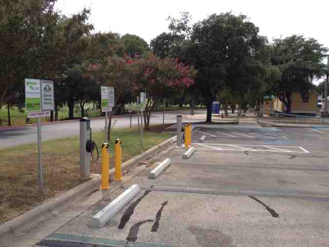 Austin Community College - Riverside Campus | Austin, TX | EV Station