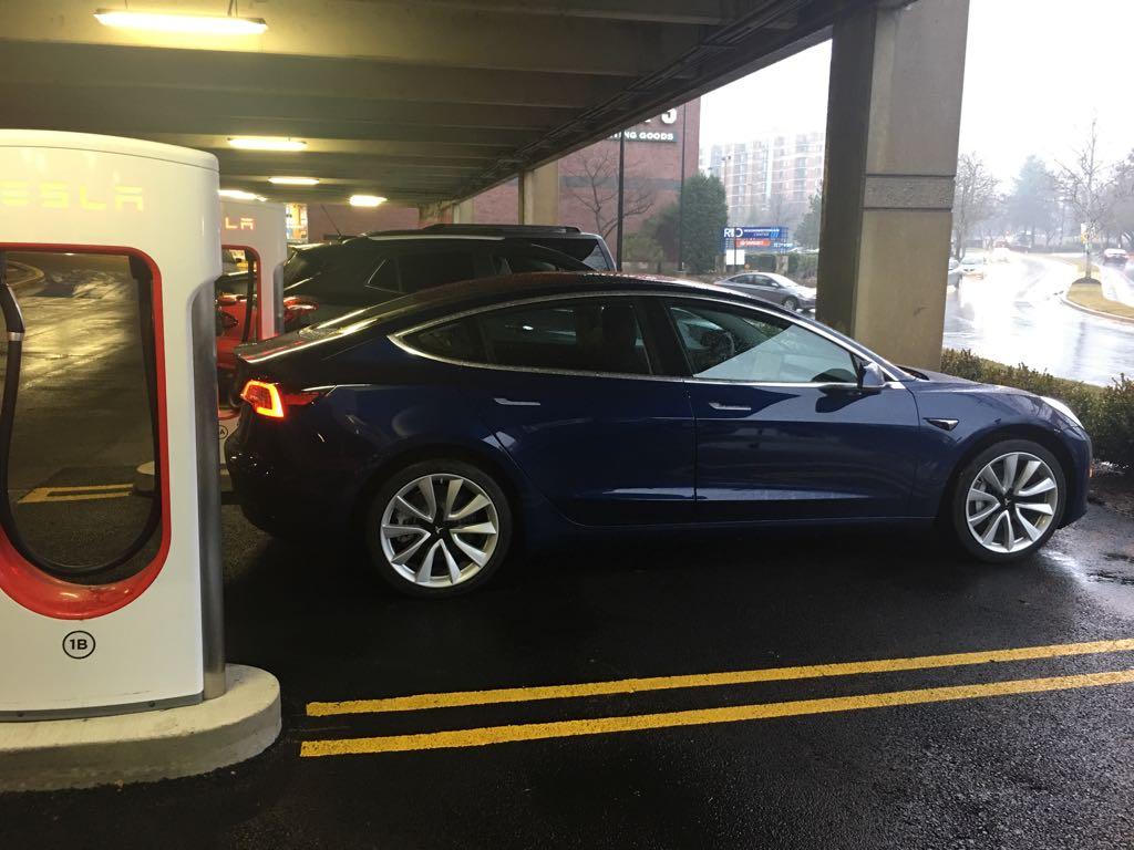 RIO Lakefront - Target Parking | Gaithersburg, MD | EV Station