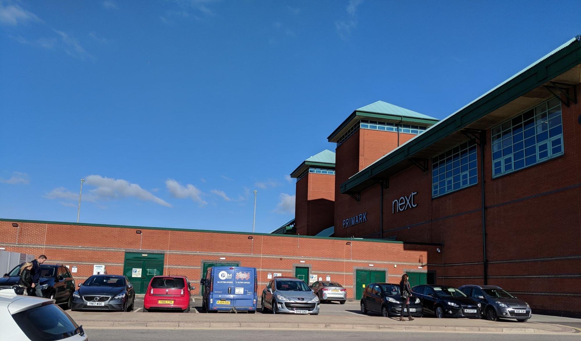 Meadowhall Centre - Orange Car Park | Sheffield, England | EV Station