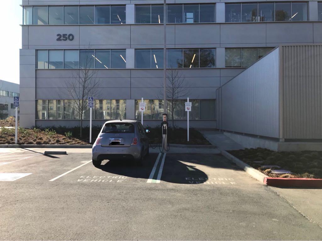 Broadcom - Building E1 | San Jose, CA | EV Station