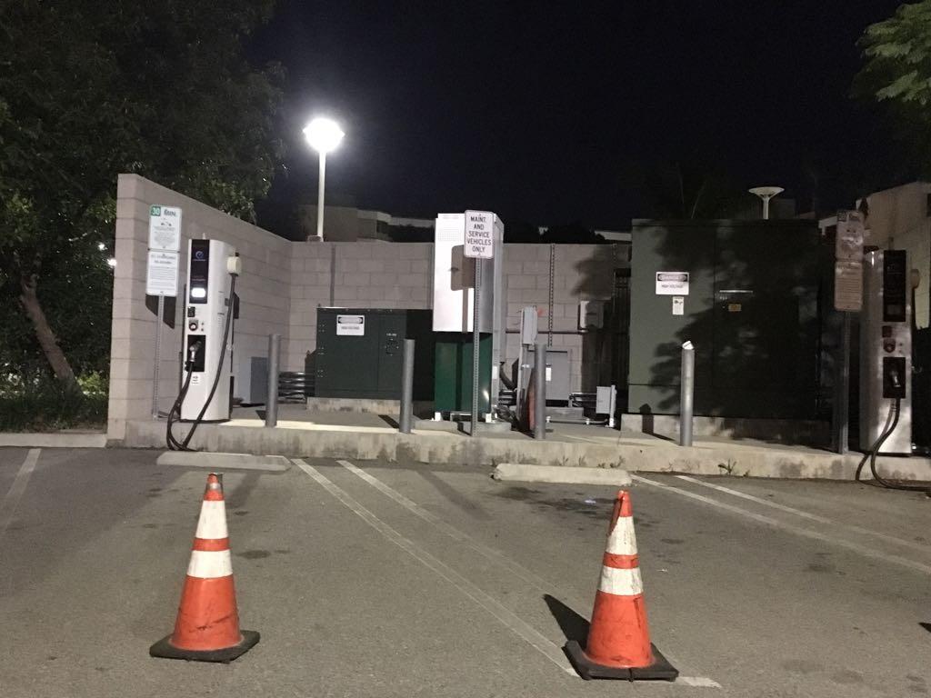 Cal State Fullerton - Mihaylo Hall | Fullerton, CA | EV Station