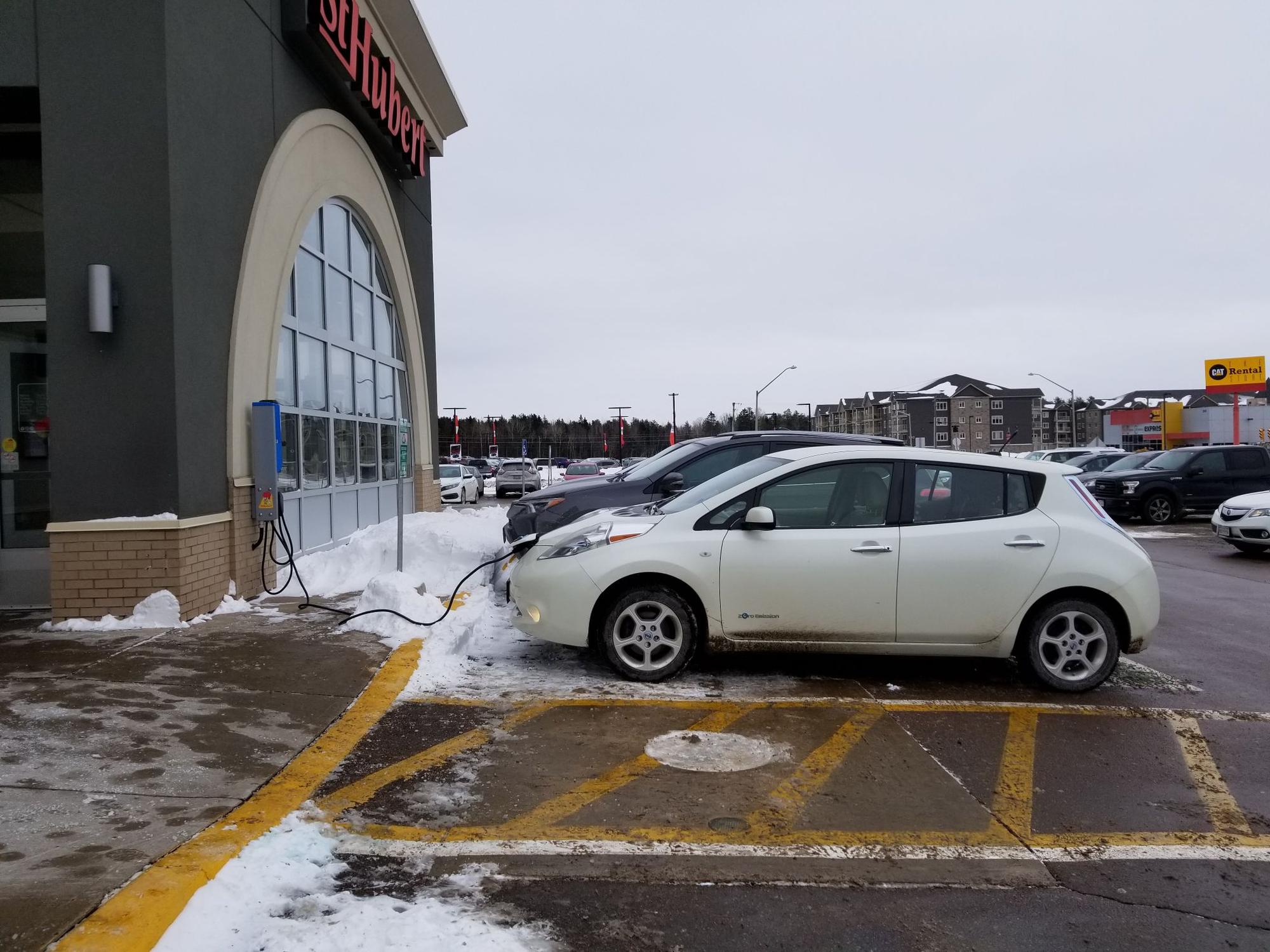 Rôtisserie St Hubert | Moncton, NB | EV Station