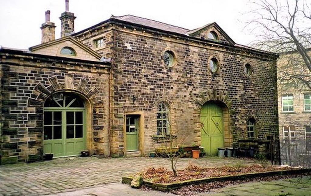 Oats Royd Barn | Luddenden, England | EV Station