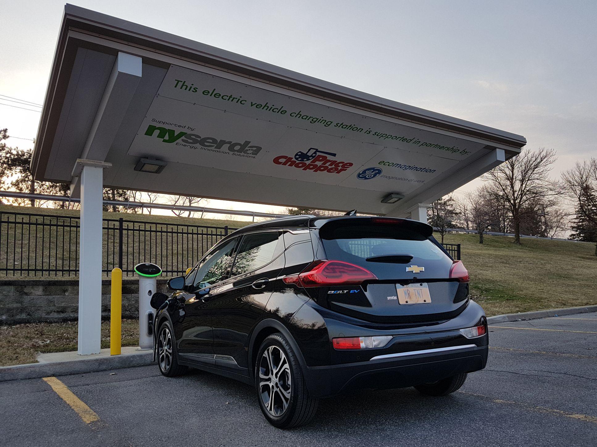 Mohawk Commons | Schenectady, NY | EV Station