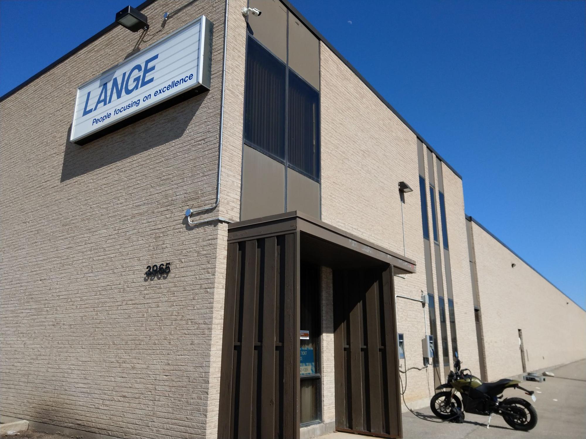 Lange Transport | Mississauga, ON | EV Station