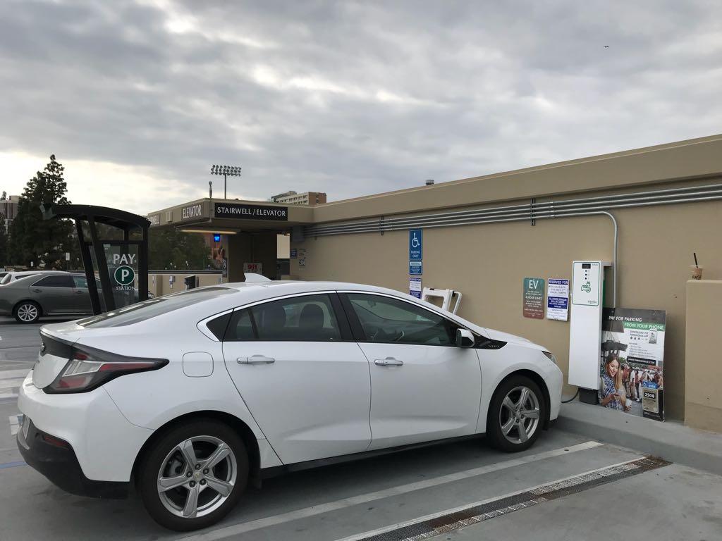 UCLA - Parking Structure 8 | Los Angeles, CA | EV Station