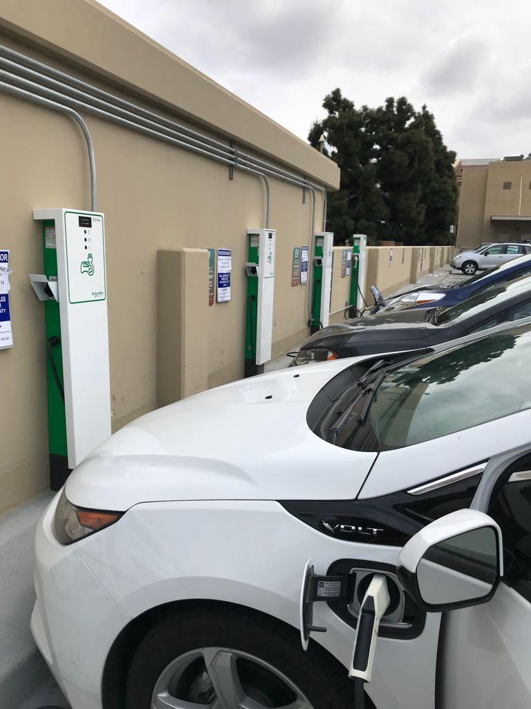 UCLA - Parking Structure 8 | Los Angeles, CA | EV Station