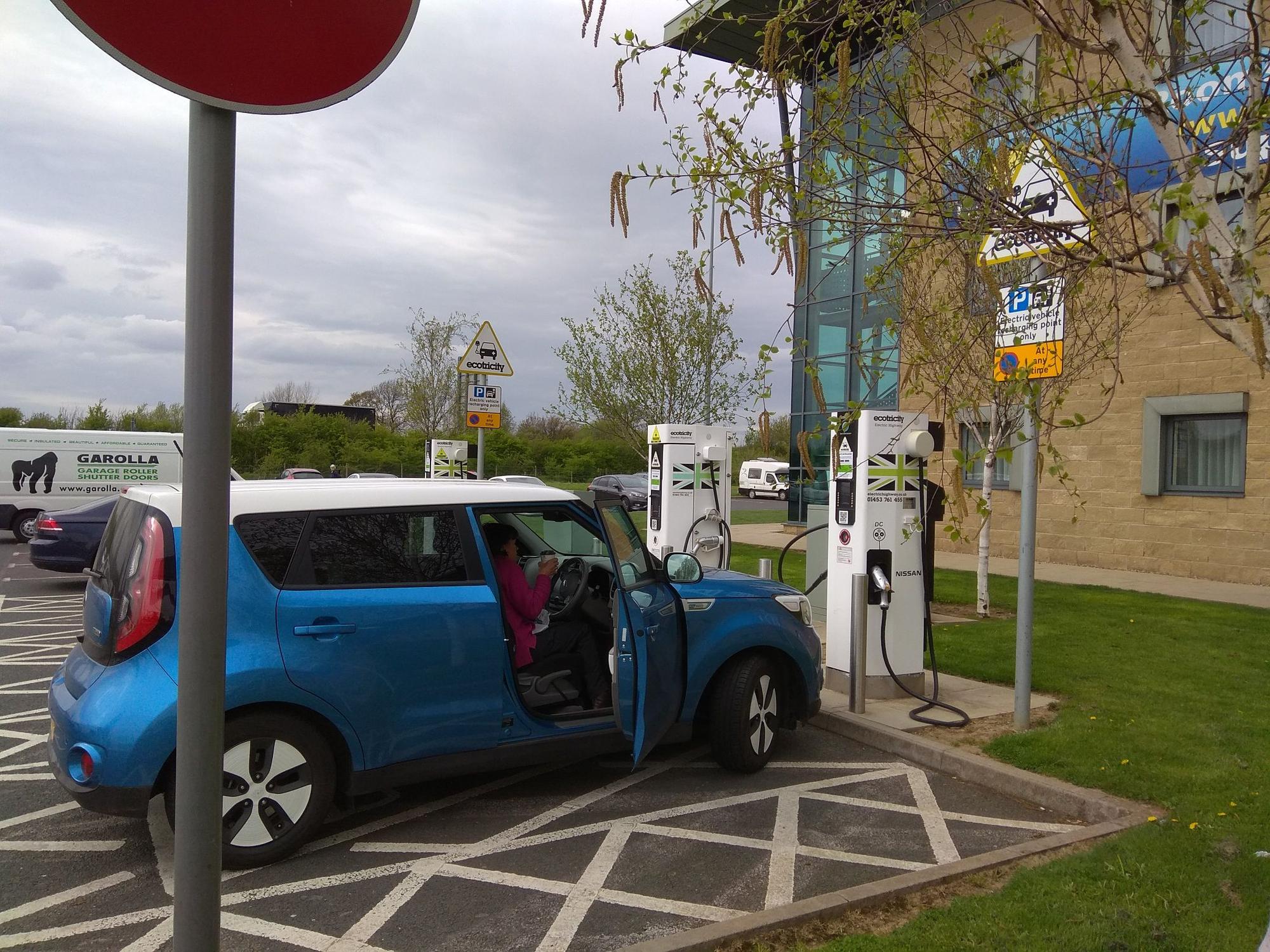 Wetherby Services A1(M) | Moto Services, A1(M) Motorway Jct 46 ...