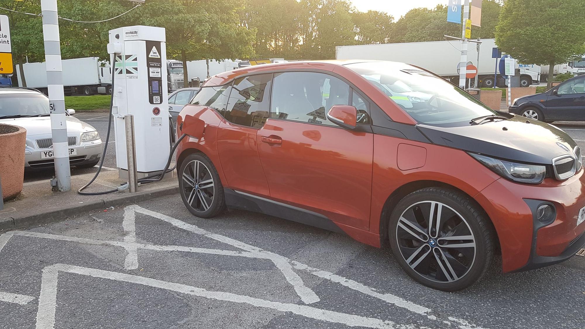 Trowell Northbound Services M1 | Trowell, England | EV Station
