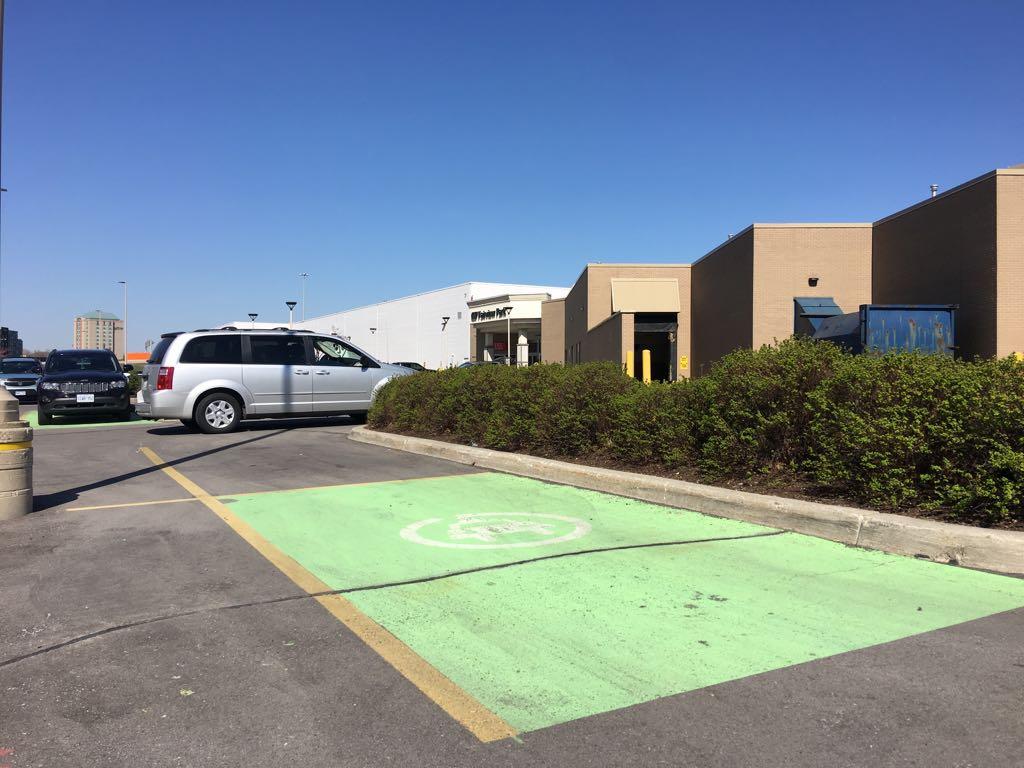CF Fairview Park | Kitchener, ON | EV Station