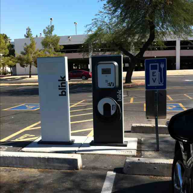 Mesquite Library | Phoenix, AZ | EV Station
