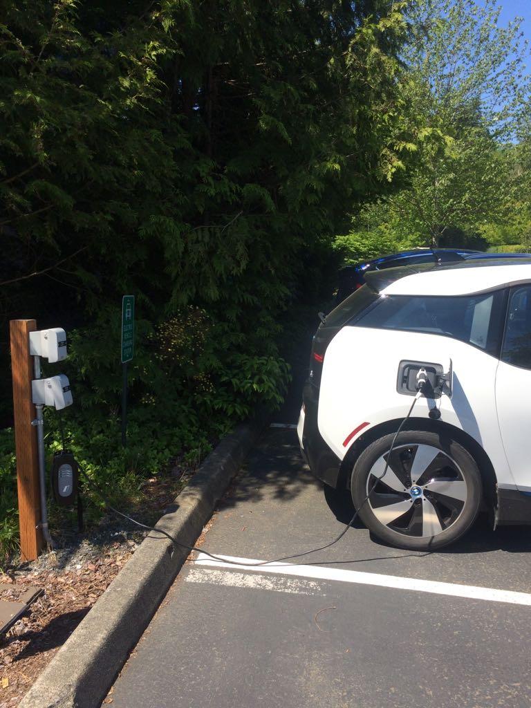 Philips Healthcare | Bothell, WA | EV Station