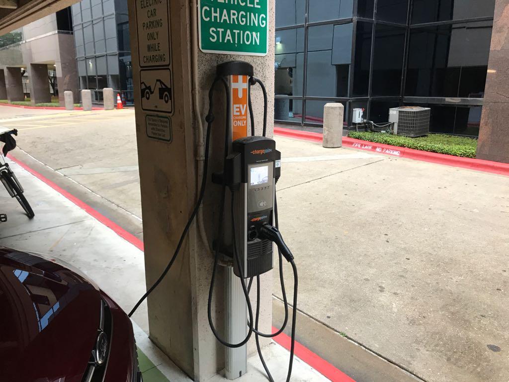 Austin Energy Headquarters | Austin, TX | EV Station