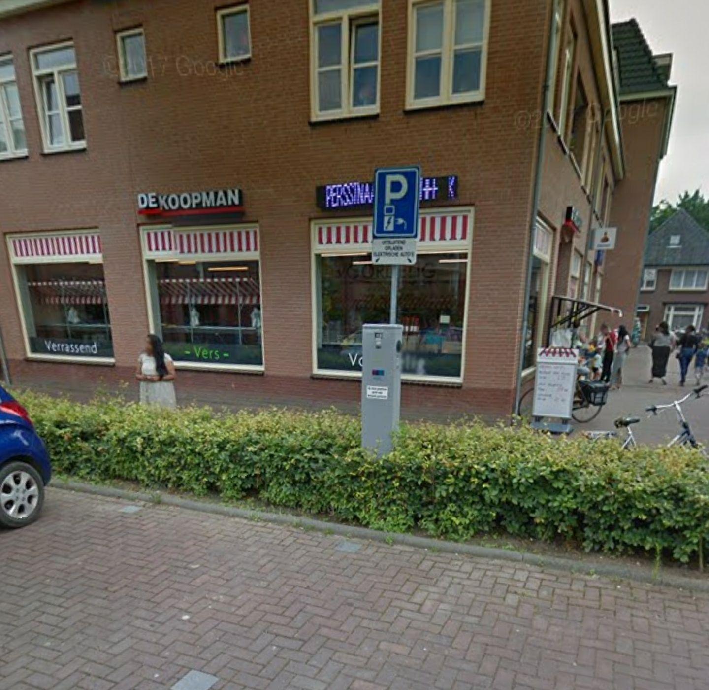Nieuwe Doelenstraat | Zevenaar, GE | EV Station