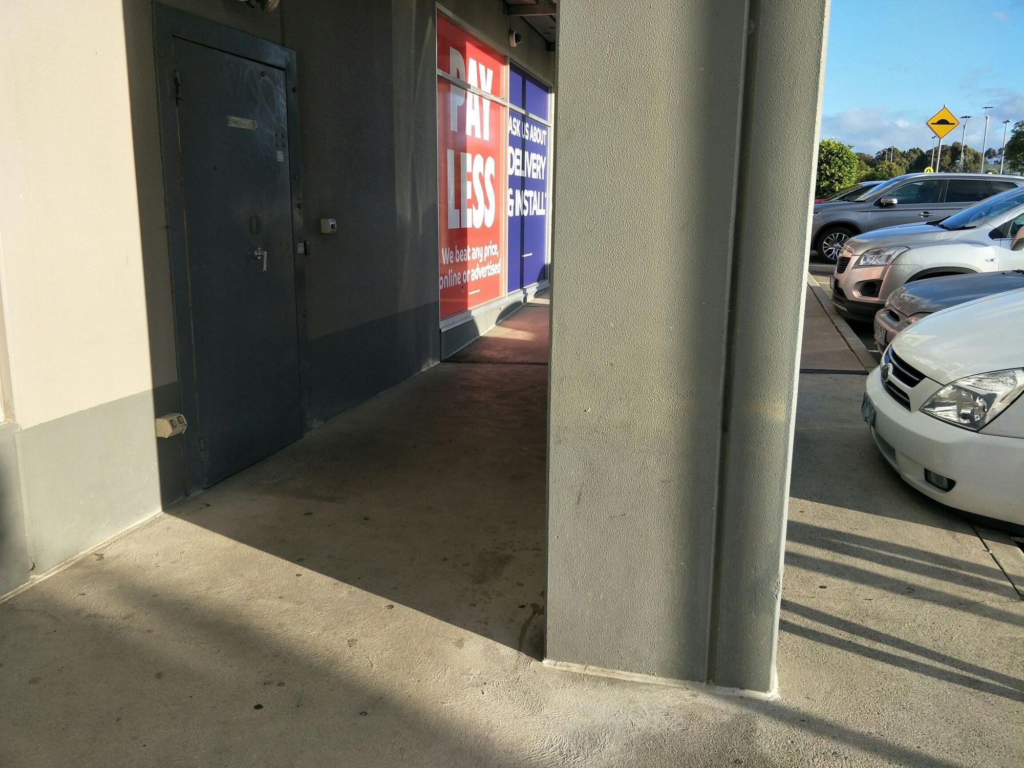 Good Guys | Frankston, VIC | EV Station