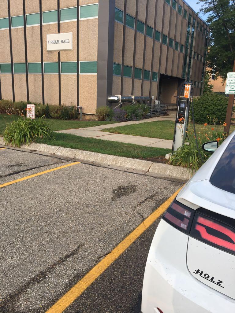 UW Whitewater - Upham Hall | Whitewater, WI | EV Station