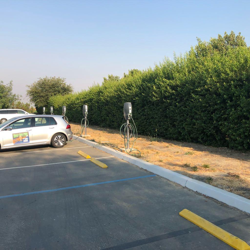 Merced College - Parking Lot B | Los Banos, CA | EV Station