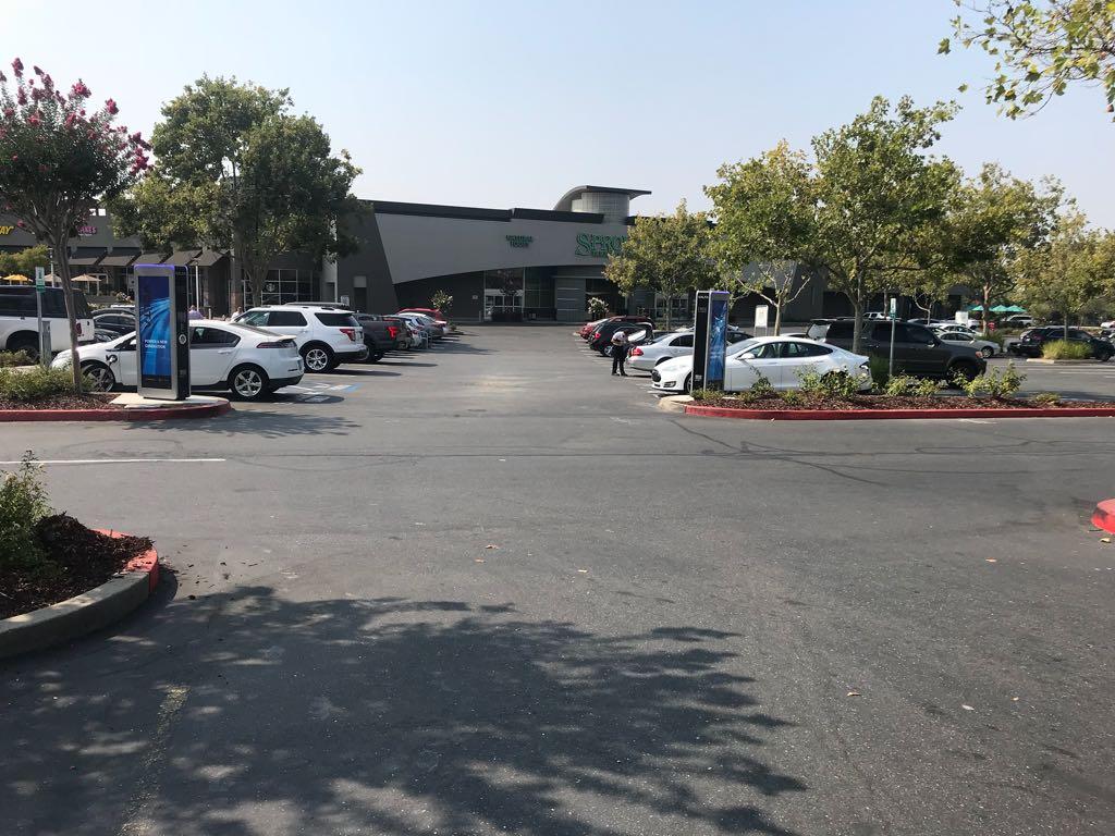 Rocky Ridge Town Center | Roseville, CA | EV Station