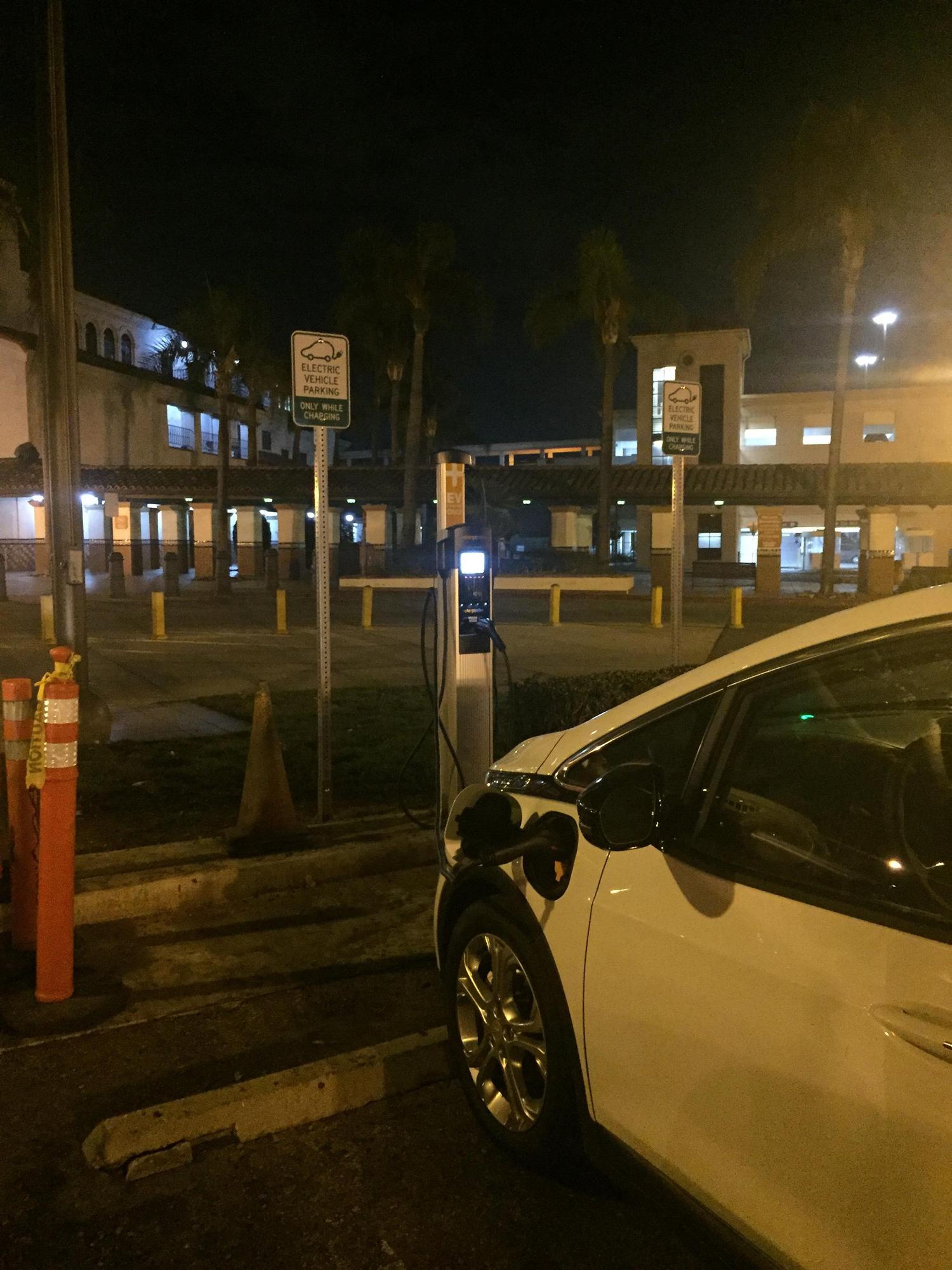 Santa Ana Regional Transportation Center | Santa Ana, CA | EV Station