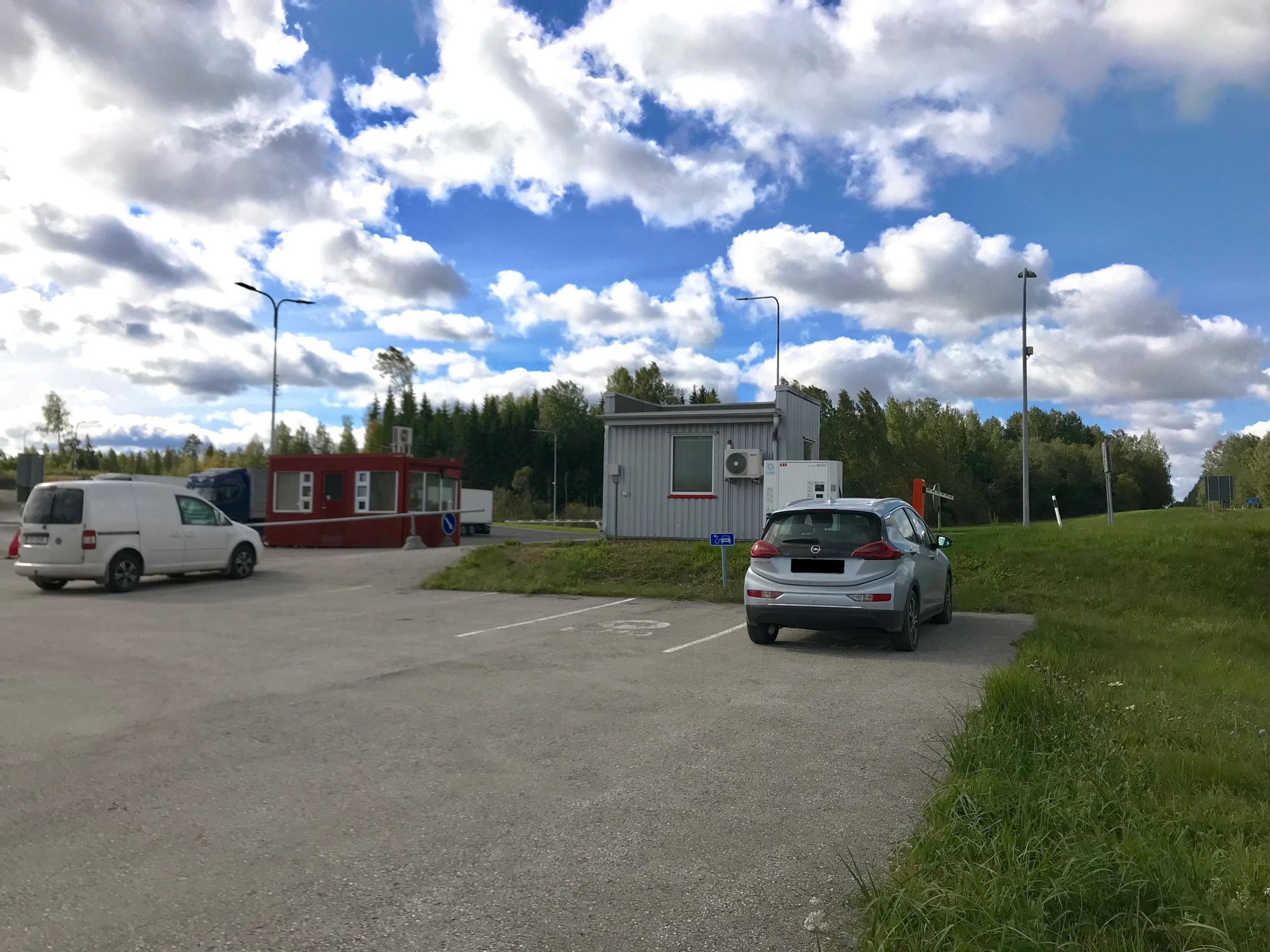 Luhamaa Terminal | Hindsa, Võru maakond | EV Station
