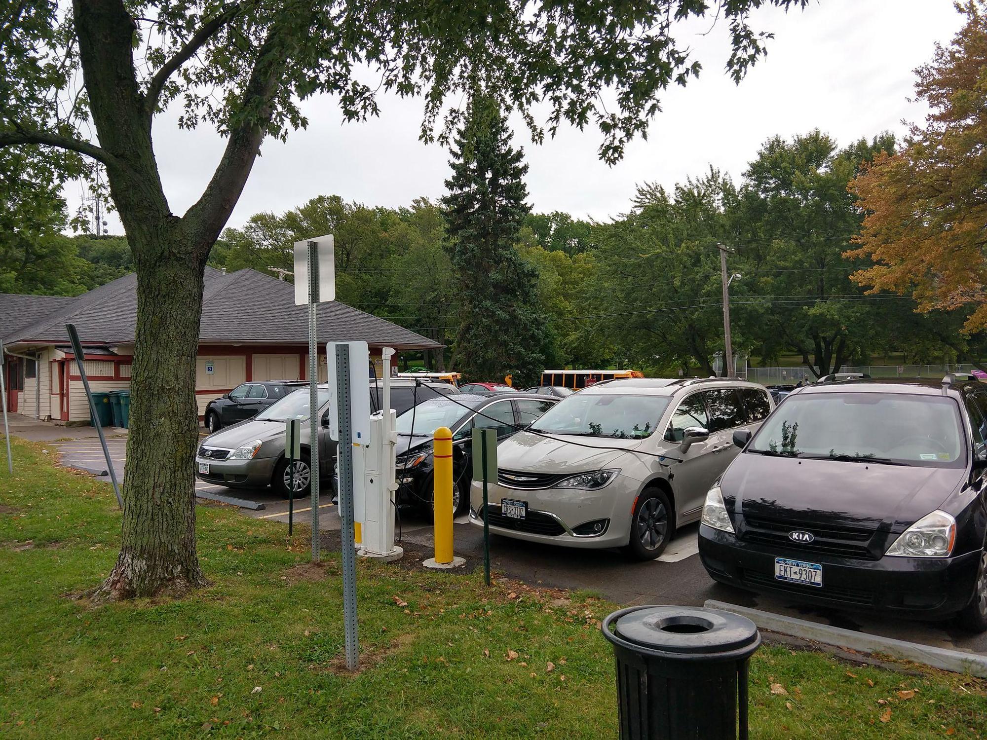 Cobbs Hill Park Lake Riley (1) | Rochester, NY | EV Station