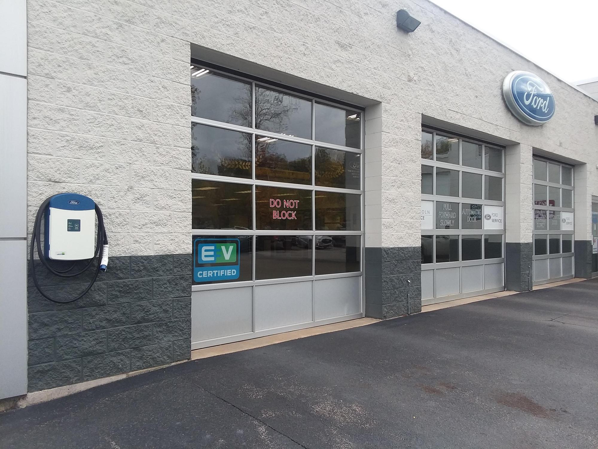 Towne Ford Lincoln - Service | Orchard Park, NY | EV Station
