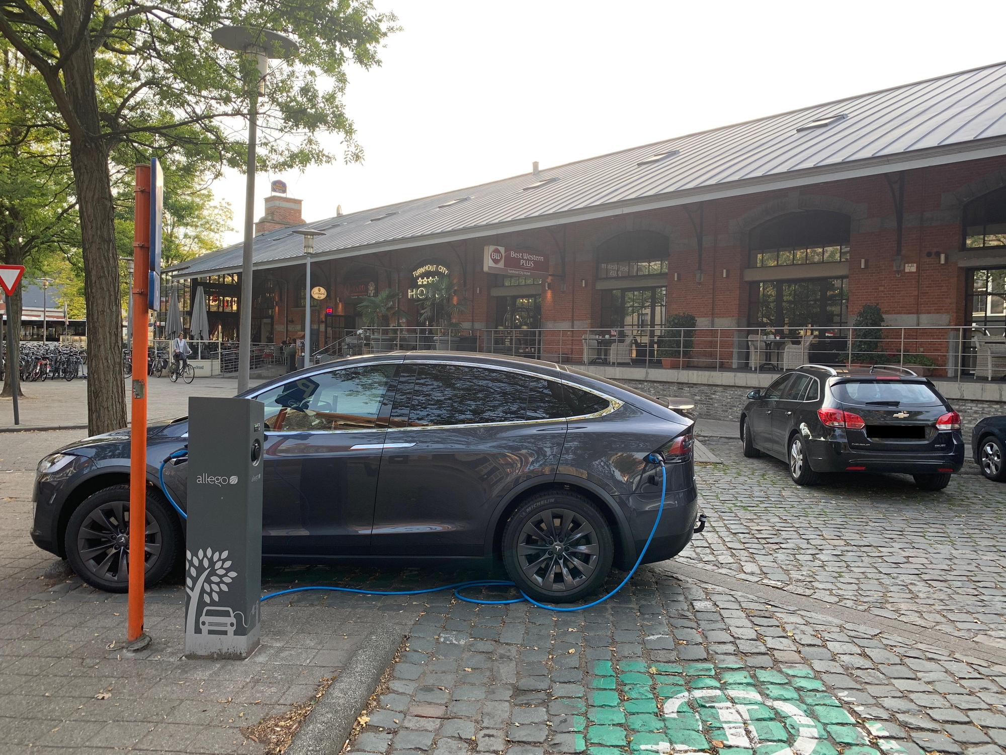 ENO-EVA-F050_1 | Turnhout, Flanders | EV Station