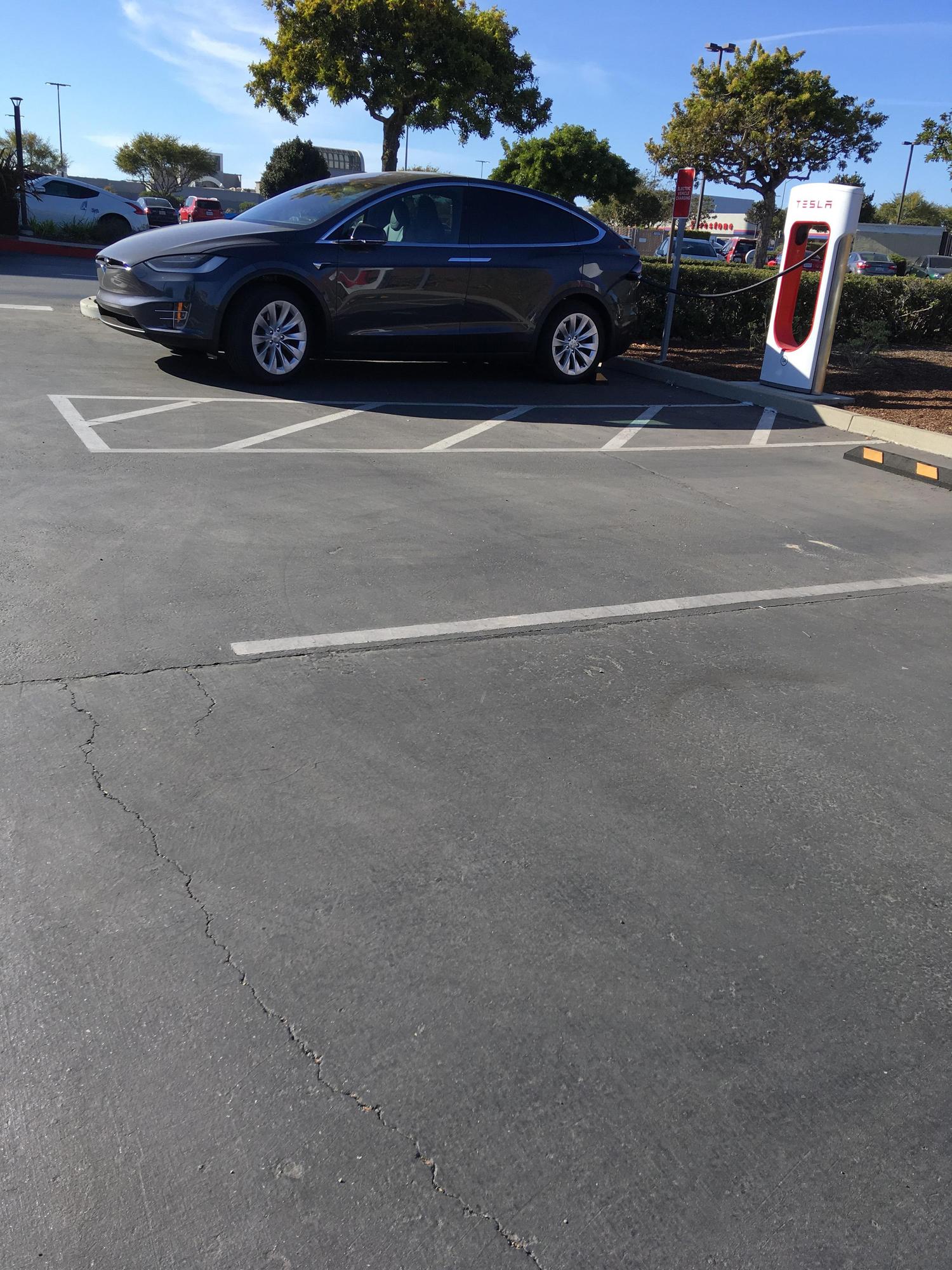 Harden Ranch Plaza | Salinas, CA | EV Station