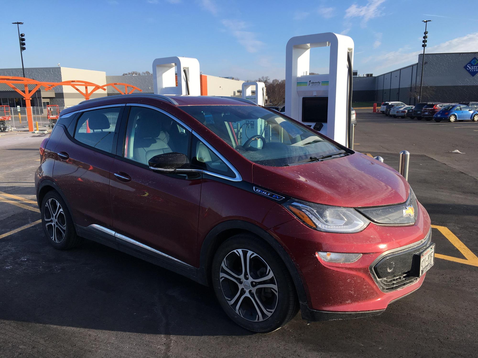 Walmart Supercenter | Eau Claire, WI | EV Station