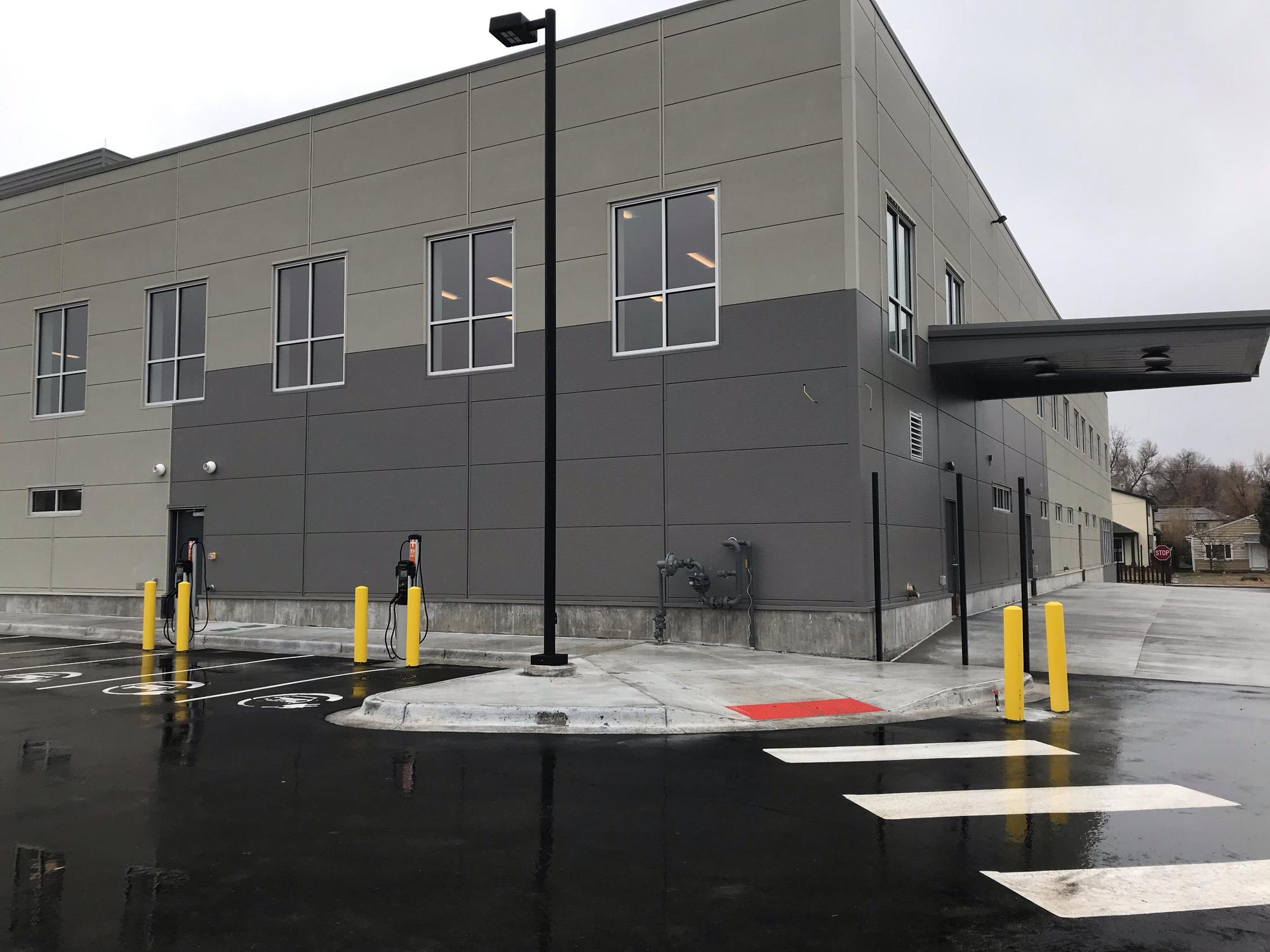 Edgewater Library | Edgewater, CO | EV Station