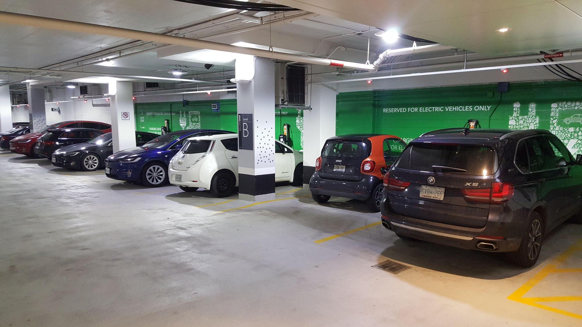 Square One Shopping Center - Underground Parking | Mississauga, ON | EV ...