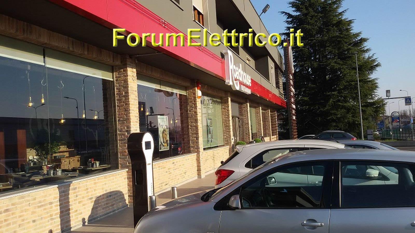 Roadhouse | Copreno, Lombardia | EV Station