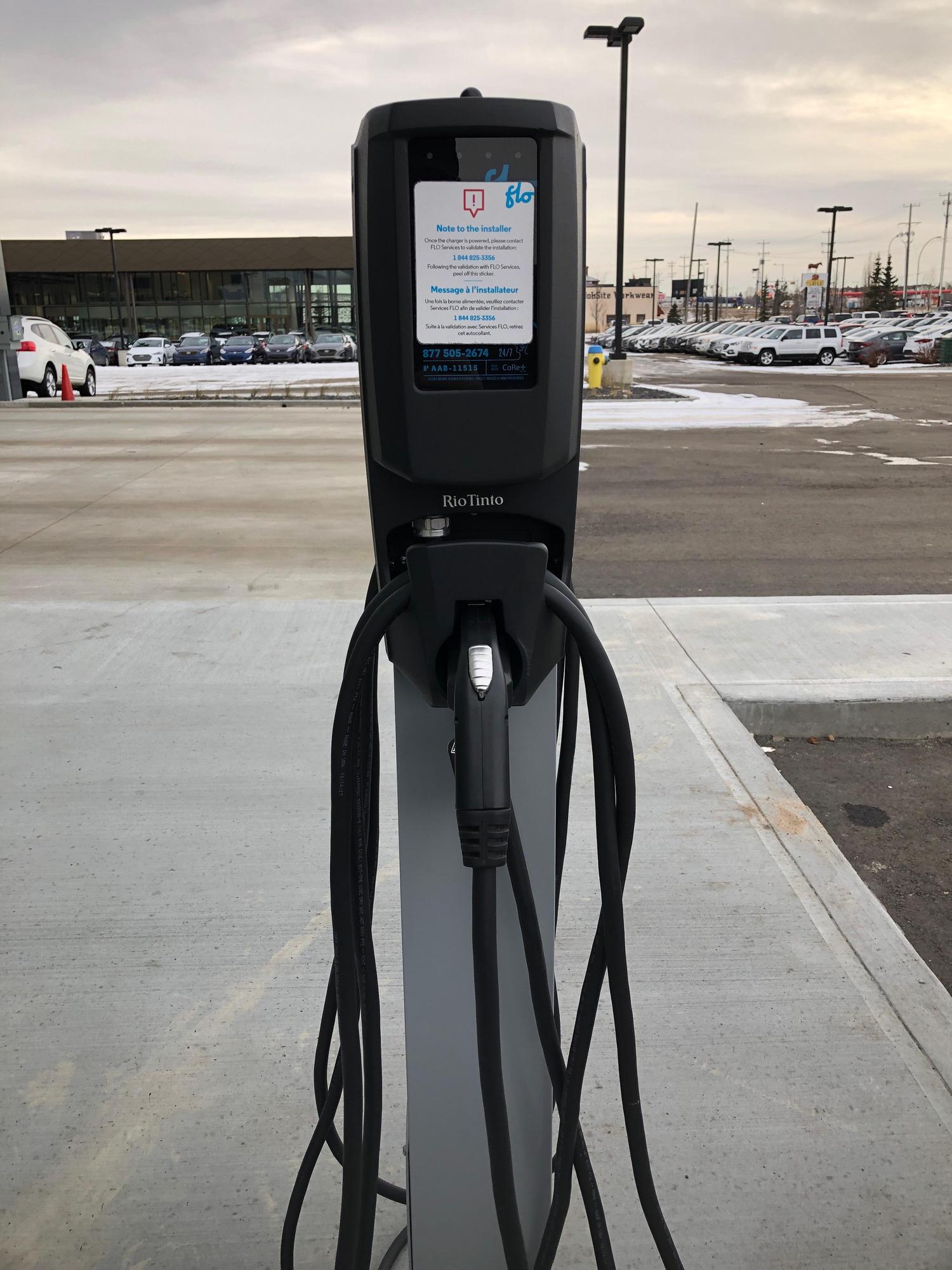 Northside Nissan | Edmonton, AB | EV Station
