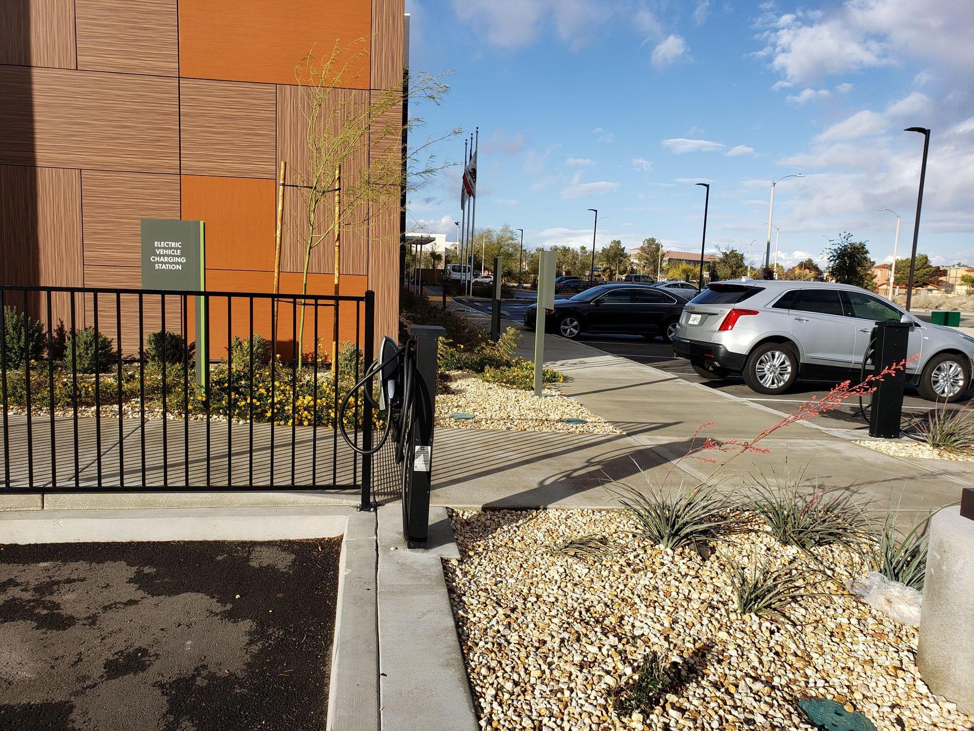 Element Palmdale | Palmdale, CA | EV Station