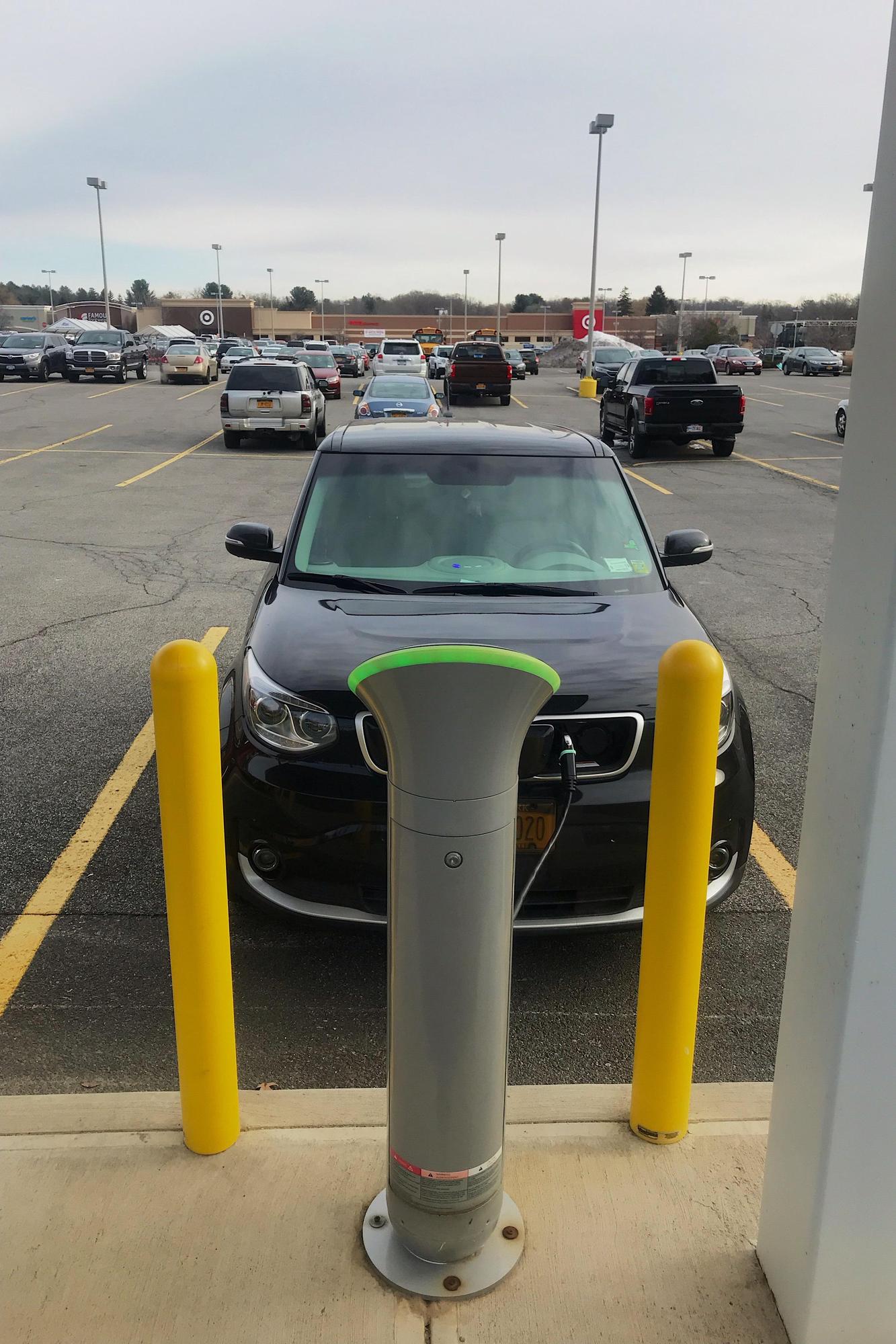 Mohawk Commons | Schenectady, NY | EV Station