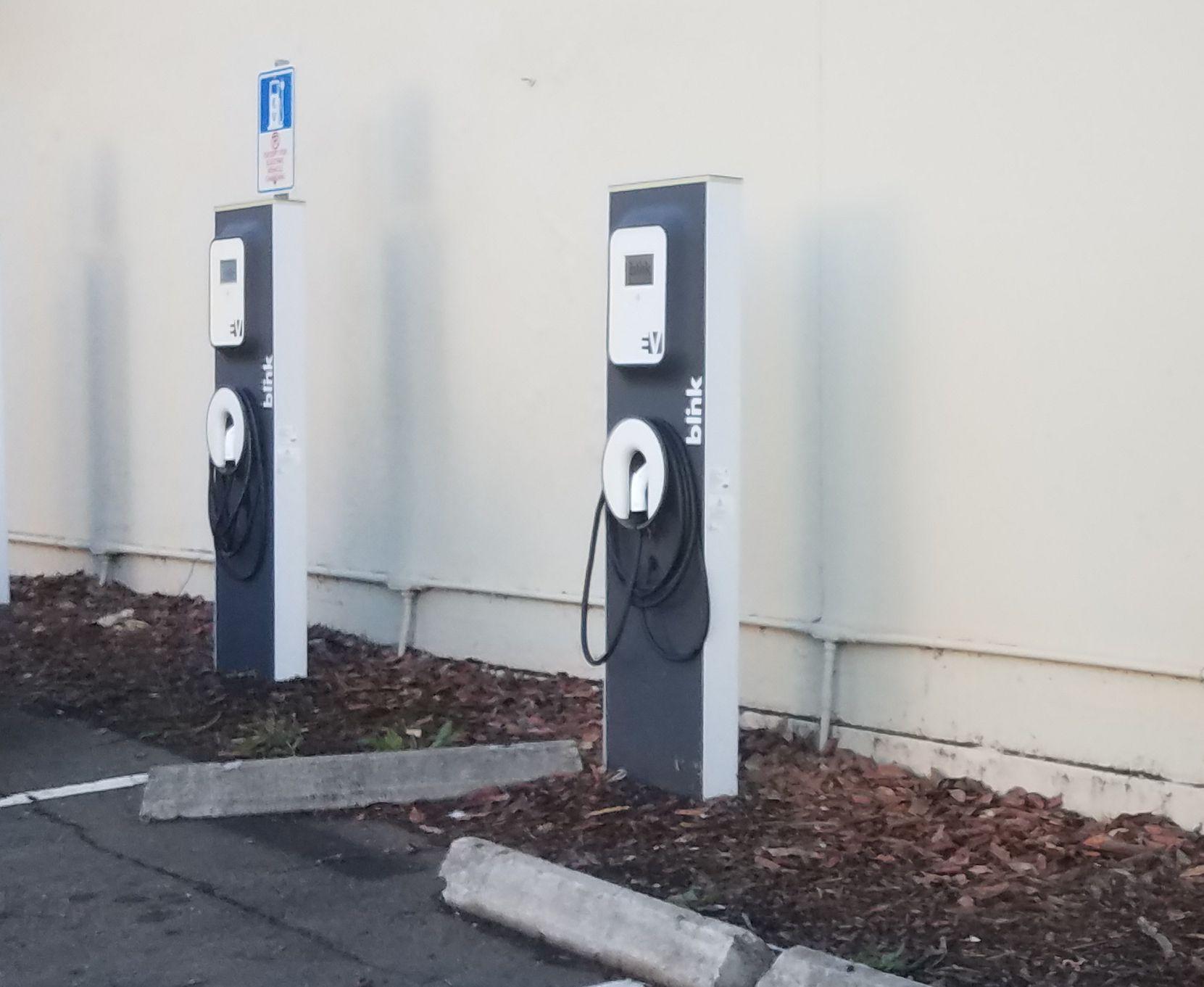 Chula Vista Parkway Community Center & Gym | Chula Vista, CA | EV Station