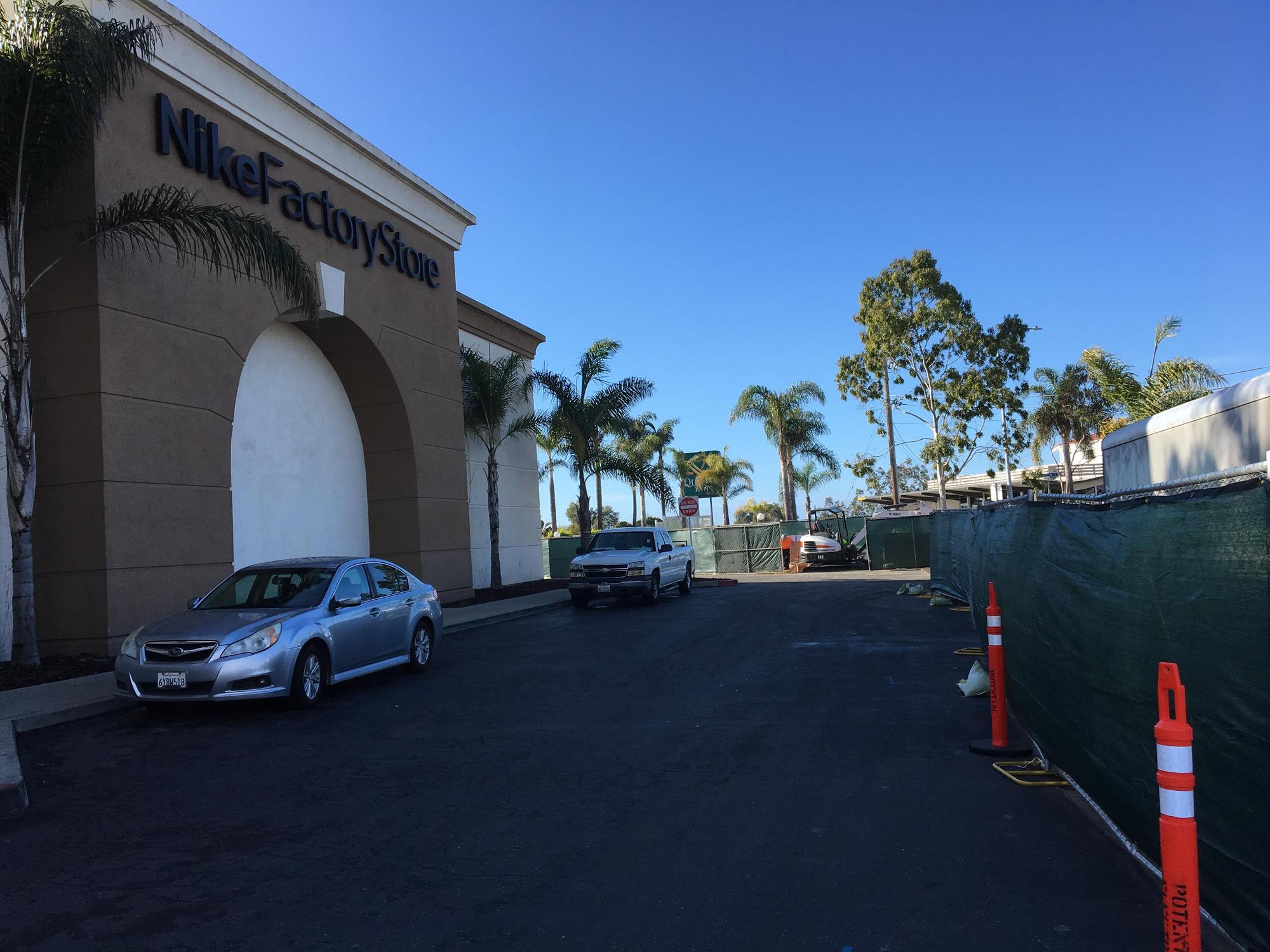 Pismo Beach Premium Outlets - Nike Factory Store | Pismo Beach, CA | EV ...