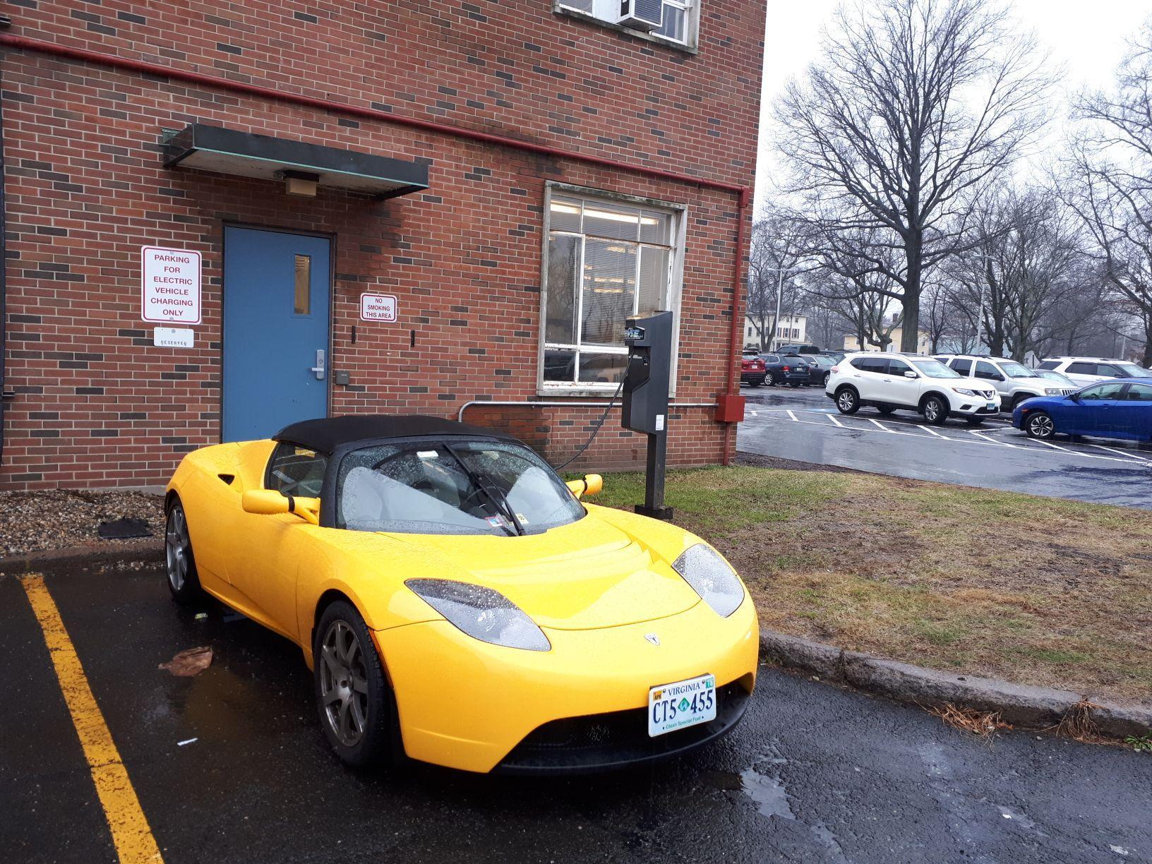Wethersfield DMV | Wethersfield, CT | EV Station