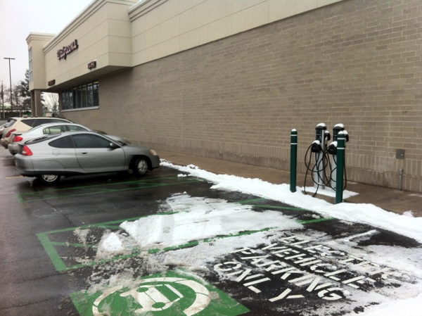 Walgreens | Addison, IL | EV Station