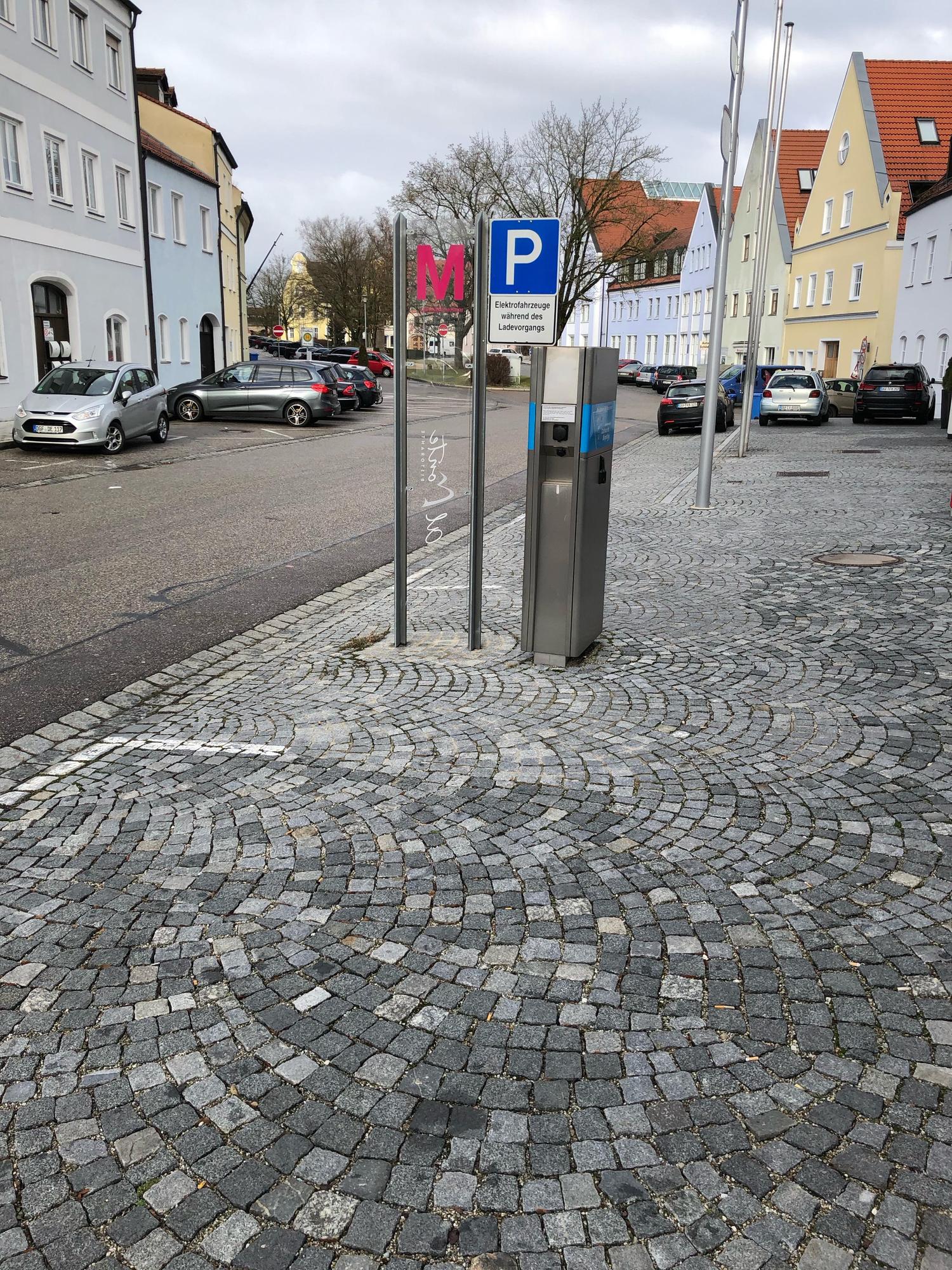 Museum Dingolfing | Dingolfing, BY | EV Station